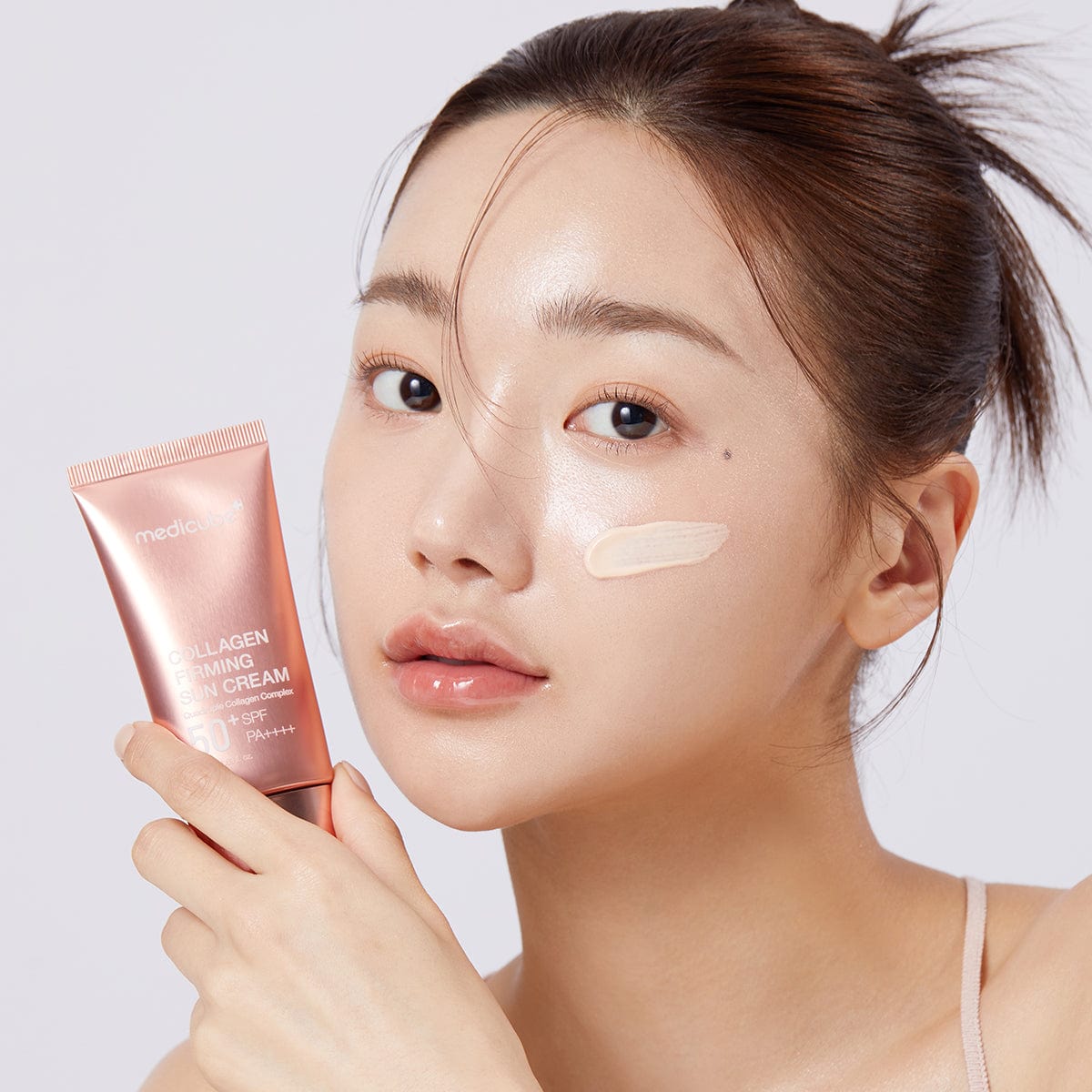 [3-in-1] Collagen Firming Sunscreen – MEDICUBE MY